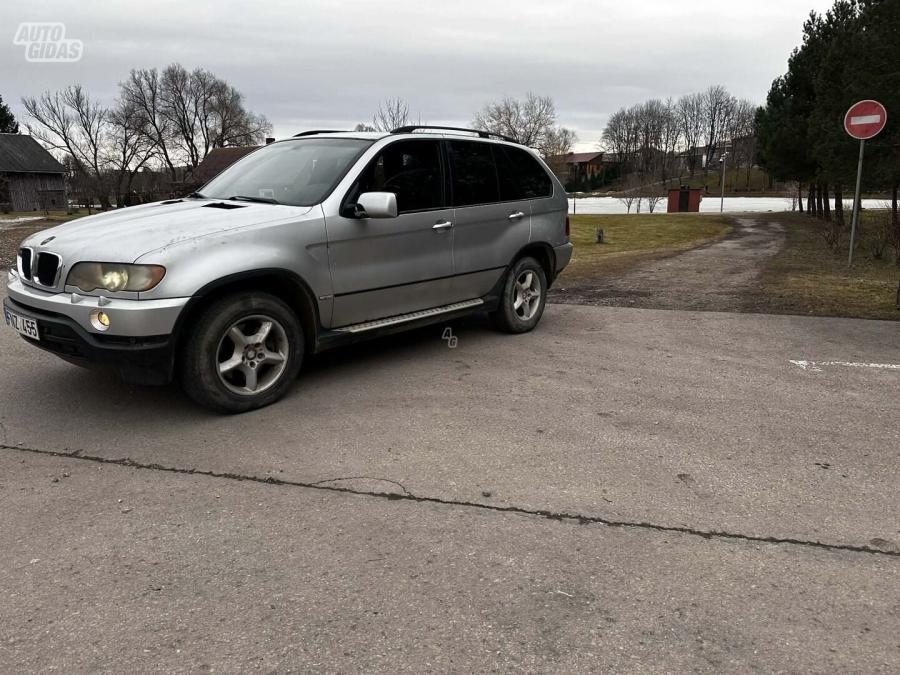 BMW X5 2003 in Kelme, with an engine capacity of 3.00 L and mileage of 300 thousand km for 2250 €, photo 3 on AUTOMOTO.COM.LV