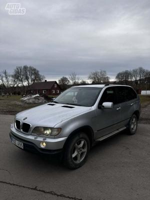 BMW X5 2003 in Kelme, with an engine capacity of 3.00 L and mileage of 300 thousand km for 2250 €, photo 6 on AUTOMOTO.COM.LV