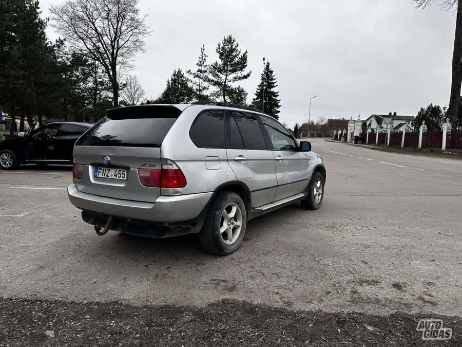 BMW X5 2003 in Kelme, with an engine capacity of 3.00 L and mileage of 300 thousand km for 2250 €, photo 10 on AUTOMOTO.COM.LV