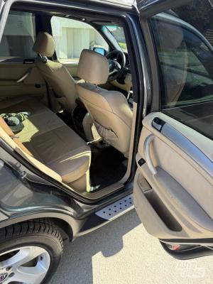 BMW X5 2003 in Marijampole, with an engine capacity of 3.00 L and mileage of 371 thousand km for 3000 €, photo 12 on AUTOMOTO.COM.LV