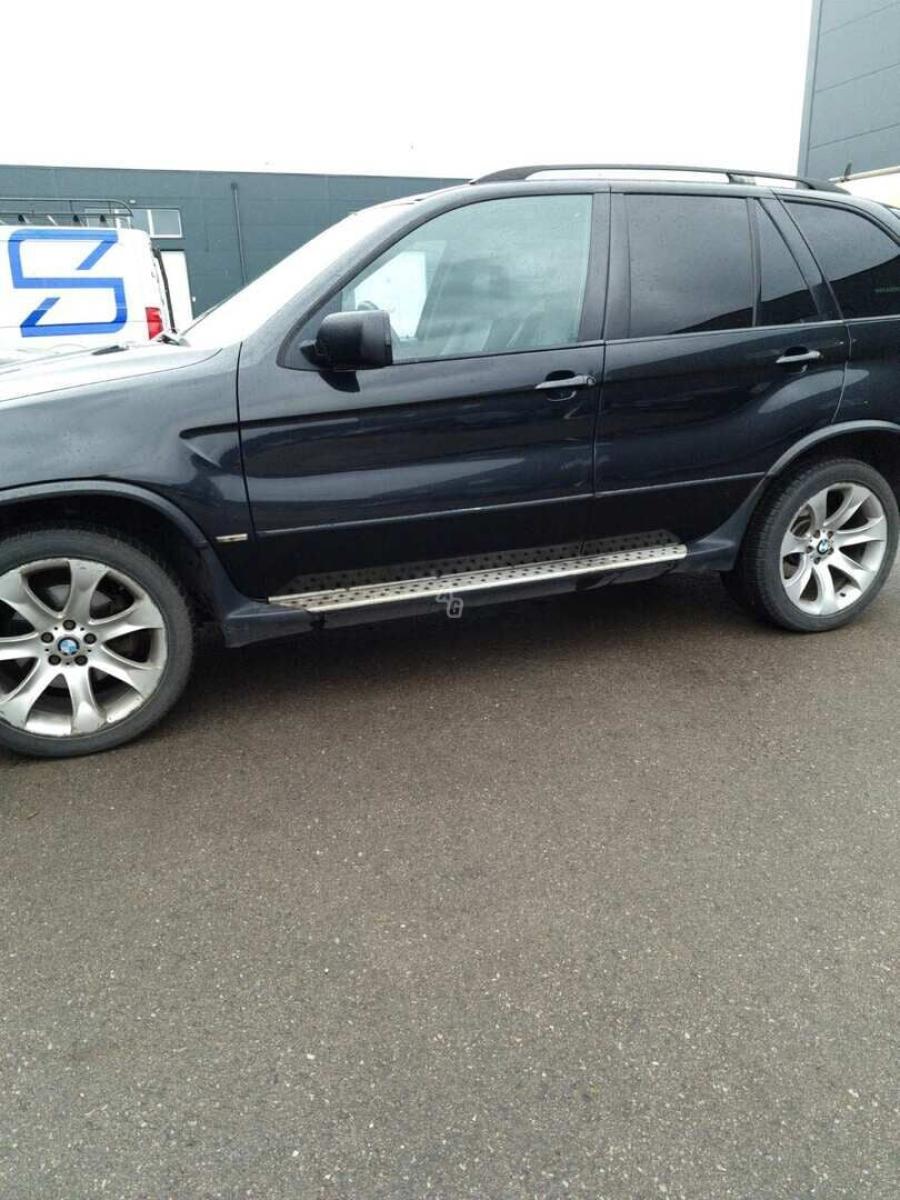 BMW X5 2003 in Kaunas, with an engine capacity of 3.00 L and mileage of 395 thousand km for 3900 €, photo 3 on AUTOMOTO.COM.LV