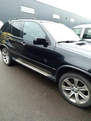 BMW X5 2003 in Kaunas, with an engine capacity of 3.00 L and mileage of 395 thousand km for 3900 €, photo 6 on AUTOMOTO.COM.LV