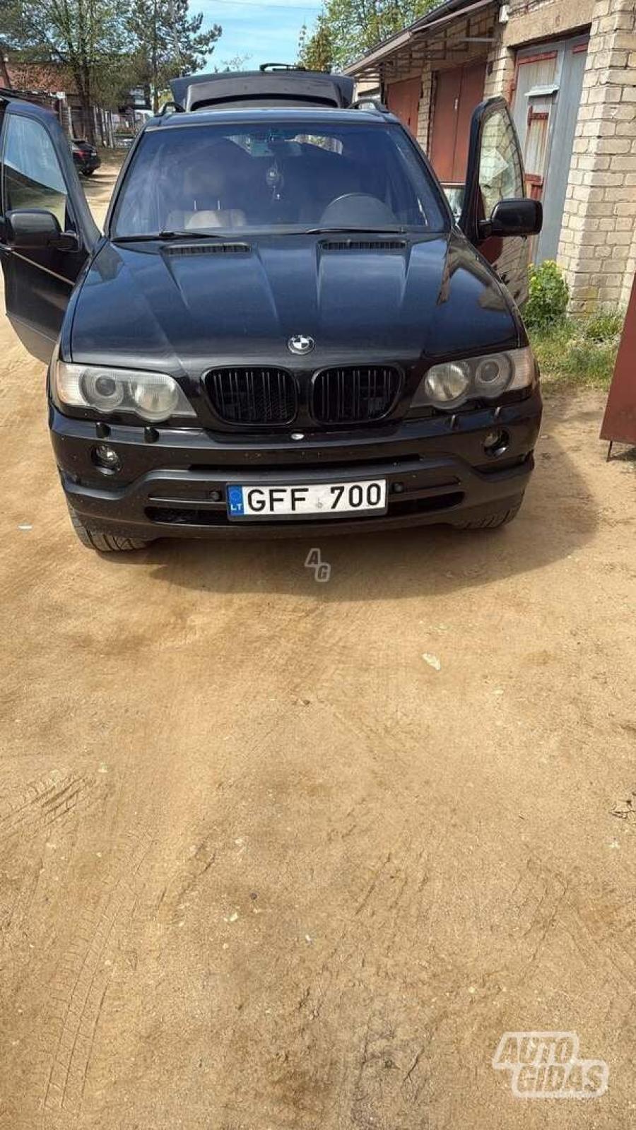 BMW X5 2003 in Vilnius, with an engine capacity of 3.00 L and mileage of 330 thousand km for 4300 €, photo 1 on AUTOMOTO.COM.LV