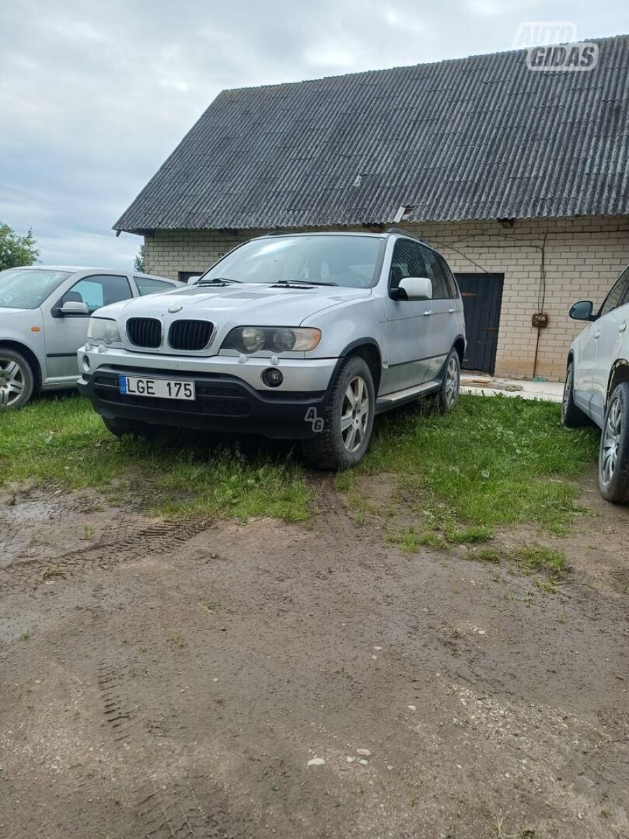 БМВ Х5 2003 в Вильнюс, объемом двигателя 2.90 л и пробегом 307 тыс. км за 2800 €, фото 1 на AUTOMOTO.COM.LV