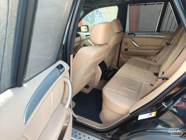 BMW X5 2003 Ukmergė, ar dzinēja tilpumu 2.90 L un nobraukumu 300 tūkst. km par 4000 €, foto 11 vietnē AUTOMOTO.COM.LV