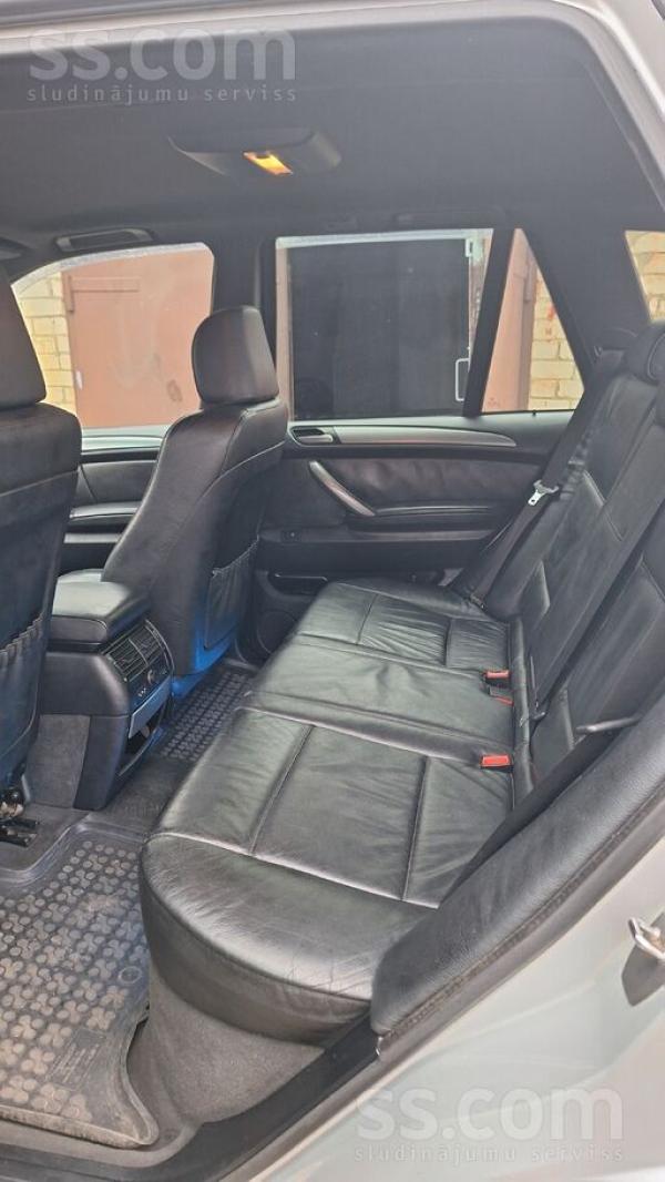 BMW X5 2004 in Daugavpils, with an engine capacity of 3.00 L and mileage of 347 thousand km for 5500 €, photo 4 on AUTOMOTO.COM.LV