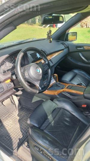 BMW X5 2004 in Preili, with an engine capacity of 3.00 L and mileage of 374 thousand km for 5000 €, photo 8 on AUTOMOTO.COM.LV