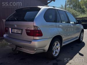 BMW X5 2004 Liepāja, ar dzinēja tilpumu 3.00 L un nobraukumu 298 tūkst. km par 4450 €, foto 4 vietnē AUTOMOTO.COM.LV