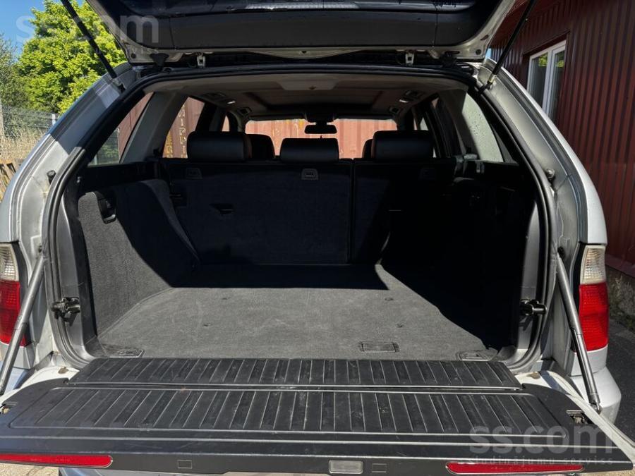 BMW X5 2004 Liepāja, ar dzinēja tilpumu 3.00 L un nobraukumu 298 tūkst. km par 4450 €, foto 17 vietnē AUTOMOTO.COM.LV