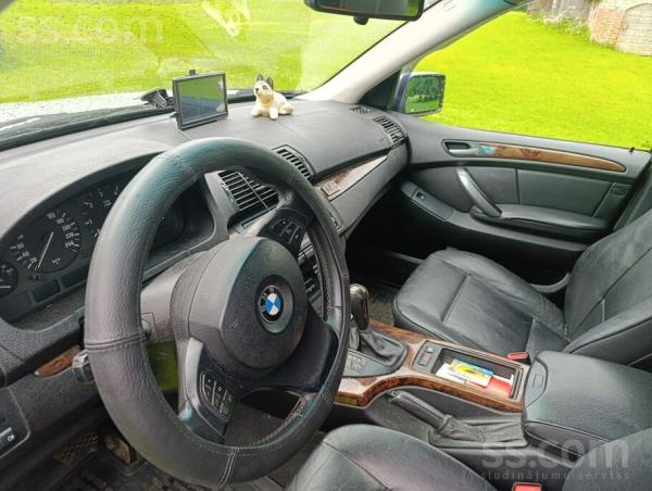 BMW X5 2004 in Valmiera, with an engine capacity of 3.00 L and mileage of 285 thousand km for 5450 €, photo 5 on AUTOMOTO.COM.LV