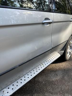 BMW X5 2004 Ukmergė, ar dzinēja tilpumu 3.00 L un nobraukumu 577 tūkst. km par 2600 €, foto 10 vietnē AUTOMOTO.COM.LV