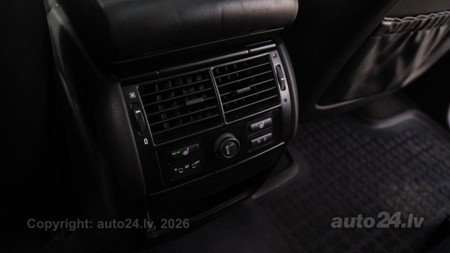 BMW X5 2005 in Tartu, with an engine capacity of 3.00 L and mileage of 280 thousand km for 8499 €, photo 18 on AUTOMOTO.COM.LV
