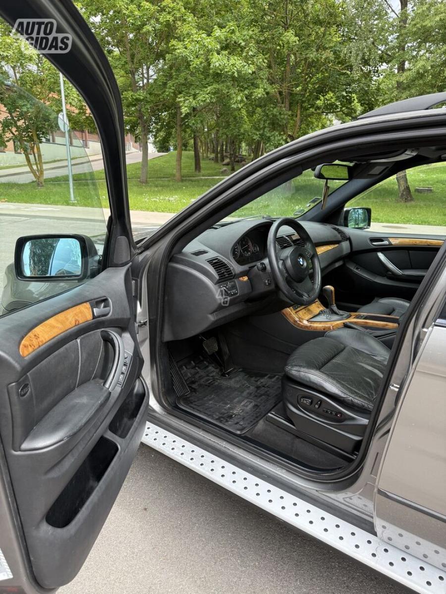 BMW X5 2005 in Marijampole, with an engine capacity of 3.00 L and mileage of 343 thousand km for 4500 €, photo 9 on AUTOMOTO.COM.LV