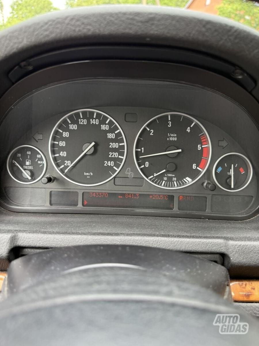 BMW X5 2005 in Marijampole, with an engine capacity of 3.00 L and mileage of 343 thousand km for 4500 €, photo 19 on AUTOMOTO.COM.LV