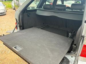 BMW X5 2005 in Kuldiga, with an engine capacity of 3.00 L and mileage of 221 thousand km for 6990 €, photo 15 on AUTOMOTO.COM.LV