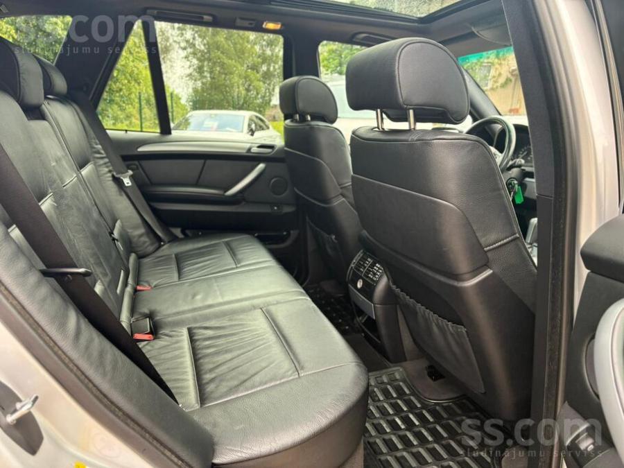 BMW X5 2005 in Kuldiga, with an engine capacity of 3.00 L and mileage of 221 thousand km for 6990 €, photo 17 on AUTOMOTO.COM.LV