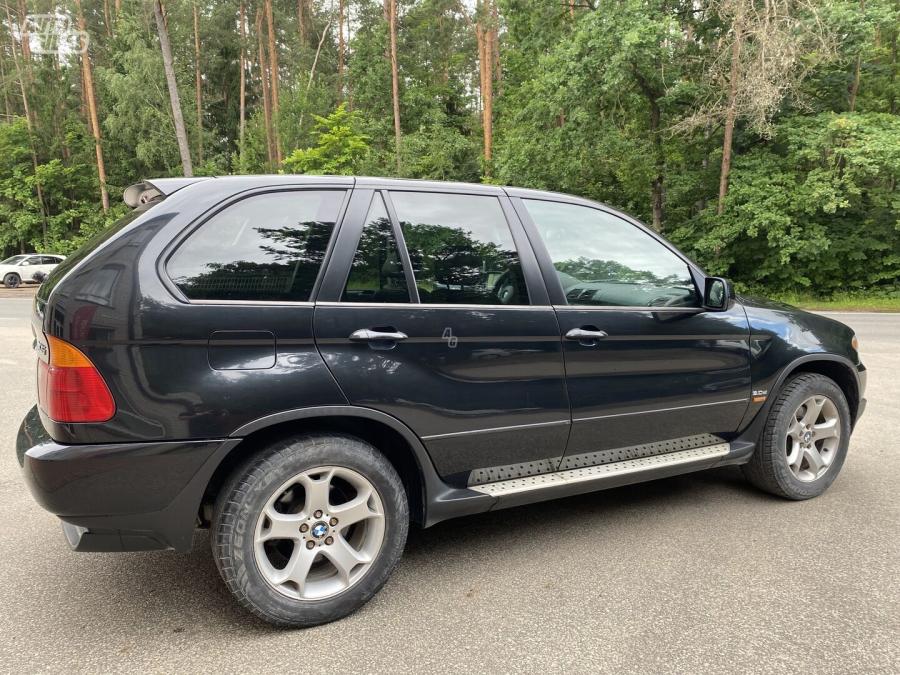 BMW X5 2005 in Vilnius, with an engine capacity of 3.00 L and mileage of 326 thousand km for 5500 €, photo 4 on AUTOMOTO.COM.LV