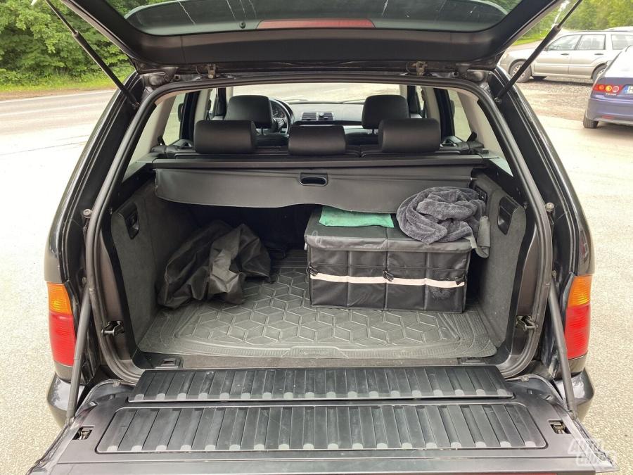 BMW X5 2005 in Vilnius, with an engine capacity of 3.00 L and mileage of 326 thousand km for 5500 €, photo 5 on AUTOMOTO.COM.LV