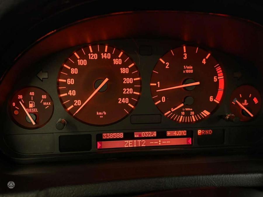 BMW X5 2005 Marijampole, ar dzinēja tilpumu 2.99 L un nobraukumu 339 tūkst. km par 7650 €, foto 10 vietnē AUTOMOTO.COM.LV