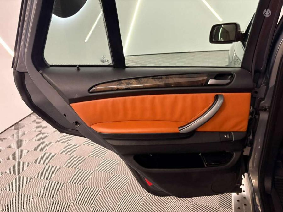 BMW X5 2005 Marijampole, ar dzinēja tilpumu 2.99 L un nobraukumu 339 tūkst. km par 7650 €, foto 19 vietnē AUTOMOTO.COM.LV