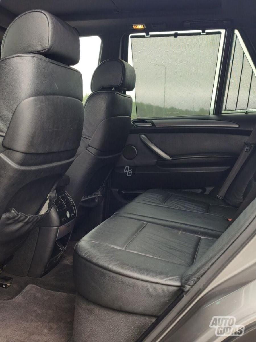 BMW X5 2005 in Vilnius, with an engine capacity of 3.00 L and mileage of 344 thousand km for 3800 €, photo 6 on AUTOMOTO.COM.LV