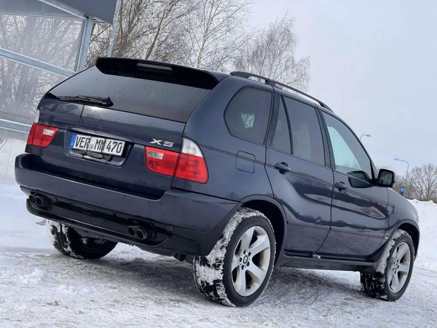 BMW X5 2006 in Radviliskis, with an engine capacity of 4.40 L and mileage of 195 thousand km for 2900 €, photo 9 on AUTOMOTO.COM.LV