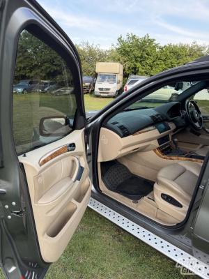BMW X5 2006 Viļņa, ar dzinēja tilpumu 3.00 L un nobraukumu 166 tūkst. km par 2899 €, foto 20 vietnē AUTOMOTO.COM.LV