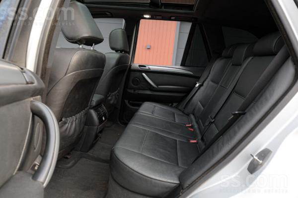 BMW X5 2006 Jelgava, ar dzinēja tilpumu 3.00 L un nobraukumu 0 tūkst. km par 3450 €, foto 9 vietnē AUTOMOTO.COM.LV