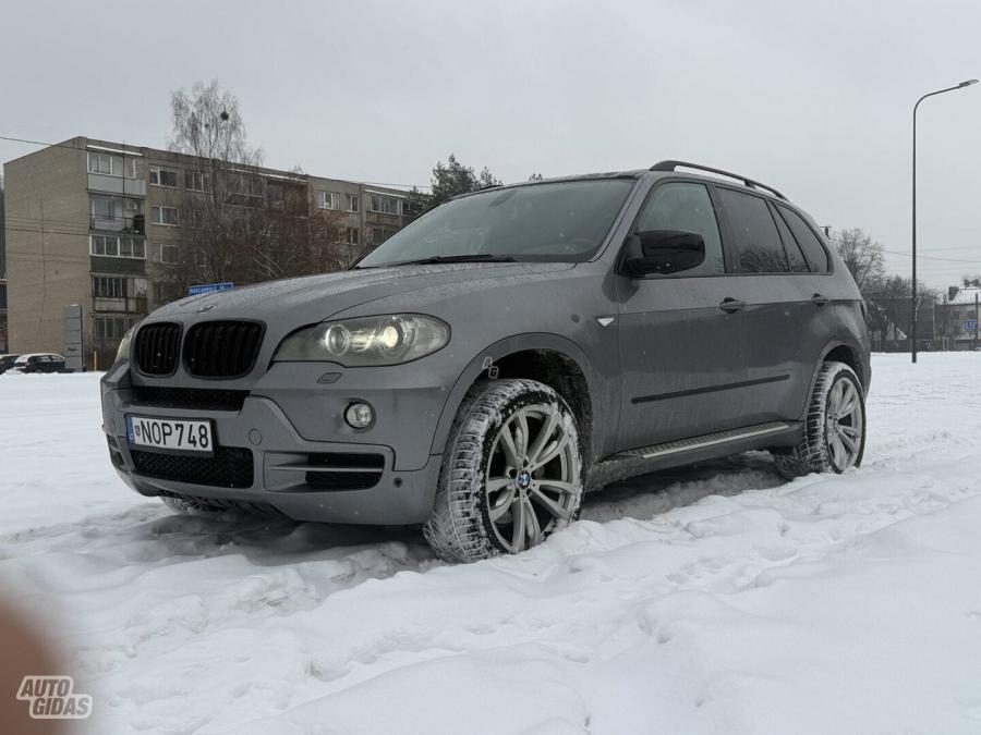 BMW X5 2007 in Kaunas, with an engine capacity of 3.00 L and mileage of 322 thousand km for 7500 €, photo 1 on AUTOMOTO.COM.LV
