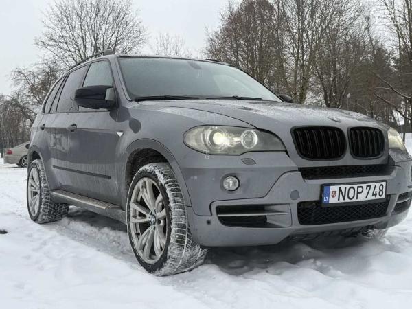 BMW X5 2007 in Kaunas, with an engine capacity of 3.00 L and mileage of 322 thousand km for 7500 €, photo 2 on AUTOMOTO.COM.LV