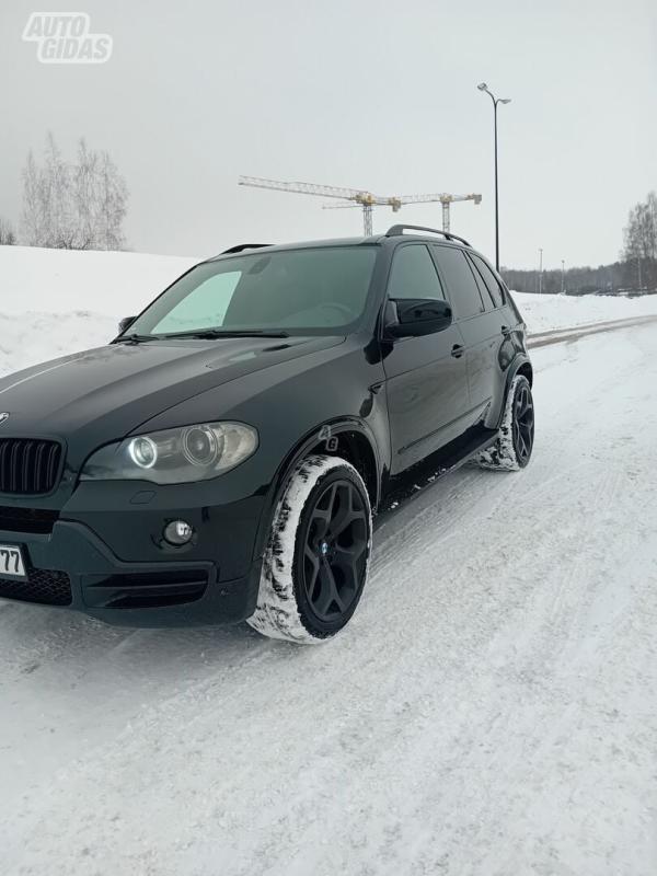 BMW X5 2007 in Vilnius, with an engine capacity of 3.00 L and mileage of 330 thousand km for 9300 €, photo 2 on AUTOMOTO.COM.LV