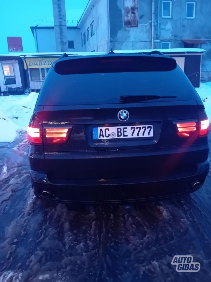 BMW X5 2007 in Vilnius, with an engine capacity of 3.00 L and mileage of 330 thousand km for 9300 €, photo 8 on AUTOMOTO.COM.LV