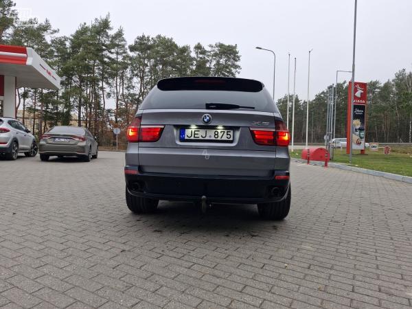 BMW X5 2007 in Vilnius, with an engine capacity of 3.00 L and mileage of 473 thousand km for 7900 €, photo 10 on AUTOMOTO.COM.LV