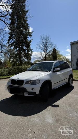 BMW X5 2007 in Kaunas, with an engine capacity of 3.00 L and mileage of 335 thousand km for 8500 €, photo  on AUTOMOTO.COM.LV