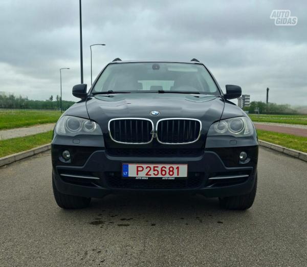 BMW X5 2007 in Kaunas, with an engine capacity of 3.00 L and mileage of 320 thousand km for 7700 €, photo 2 on AUTOMOTO.COM.LV