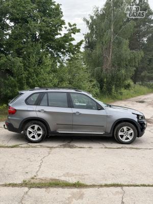 BMW X5 2007 in Panevezys, with an engine capacity of 3.00 L and mileage of 351 thousand km for 3850 €, photo 5 on AUTOMOTO.COM.LV