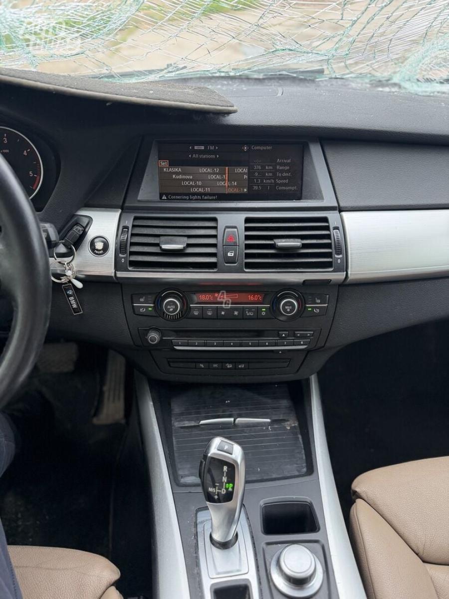 BMW X5 2007 in Panevezys, with an engine capacity of 3.00 L and mileage of 351 thousand km for 3850 €, photo 13 on AUTOMOTO.COM.LV