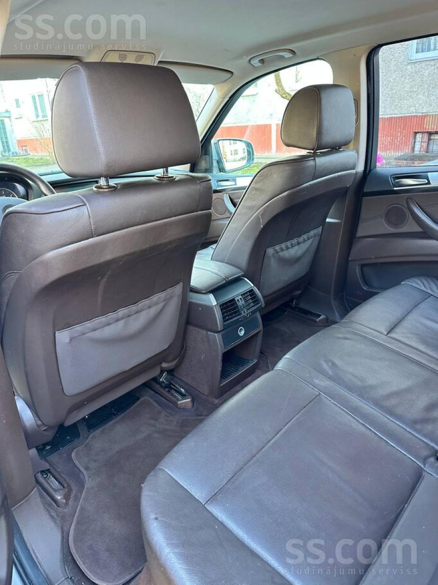 BMW X5 2007 Rīga, ar dzinēja tilpumu 3.00 L un nobraukumu 357 tūkst. km par 7000 €, foto 6 vietnē AUTOMOTO.COM.LV