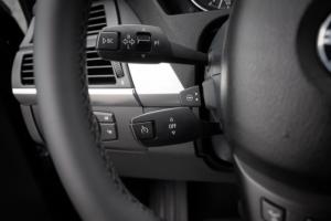 BMW X5 2007 in Riga, with an engine capacity of 3.00 L and mileage of 285 thousand km for 10490 €, photo 3 on AUTOMOTO.COM.LV