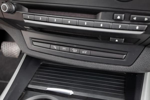 BMW X5 2007 in Riga, with an engine capacity of 3.00 L and mileage of 285 thousand km for 10490 €, photo 9 on AUTOMOTO.COM.LV