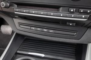 BMW X5 2007 in Riga, with an engine capacity of 3.00 L and mileage of 285 thousand km for 10490 €, photo 10 on AUTOMOTO.COM.LV