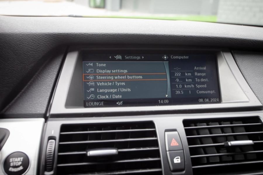 BMW X5 2007 in Riga, with an engine capacity of 3.00 L and mileage of 285 thousand km for 10490 €, photo 12 on AUTOMOTO.COM.LV