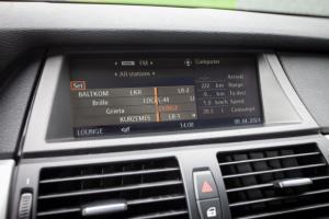BMW X5 2007 in Riga, with an engine capacity of 3.00 L and mileage of 285 thousand km for 10490 €, photo 14 on AUTOMOTO.COM.LV