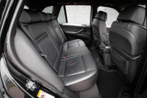 BMW X5 2007 in Riga, with an engine capacity of 3.00 L and mileage of 285 thousand km for 10490 €, photo 19 on AUTOMOTO.COM.LV