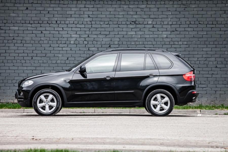 BMW X5 2007 in Riga, with an engine capacity of 3.00 L and mileage of 285 thousand km for 10490 €, photo 29 on AUTOMOTO.COM.LV