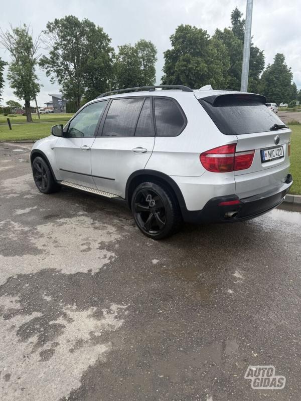 BMW X5 2007 in Sakiai, with an engine capacity of 3.00 L and mileage of 378 thousand km for 6800 €, photo 9 on AUTOMOTO.COM.LV
