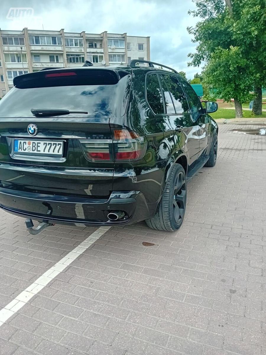 BMW X5 2007 in Vilnius, with an engine capacity of 3.00 L and mileage of 300 thousand km for 9200 €, photo 6 on AUTOMOTO.COM.LV