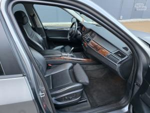 BMW X5 2007 in Vilnius, with an engine capacity of 3.00 L and mileage of 349 thousand km for 5500 €, photo 12 on AUTOMOTO.COM.LV