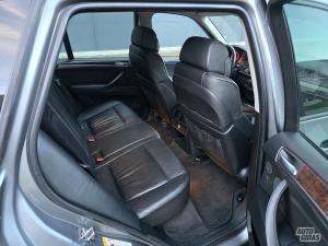 BMW X5 2007 in Vilnius, with an engine capacity of 3.00 L and mileage of 349 thousand km for 5500 €, photo 13 on AUTOMOTO.COM.LV
