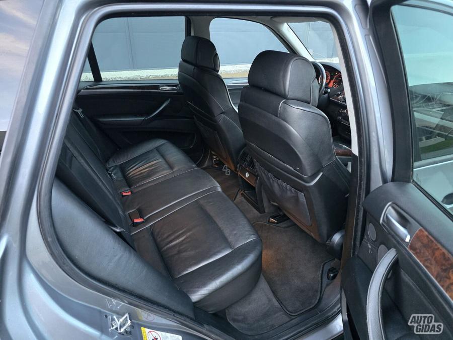BMW X5 2007 in Vilnius, with an engine capacity of 3.00 L and mileage of 349 thousand km for 5500 €, photo 13 on AUTOMOTO.COM.LV